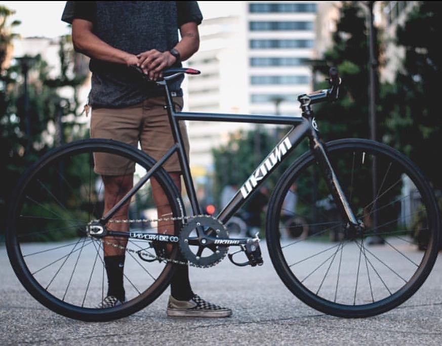 Why I Ride a Fixie – Unknown Bikes Europe