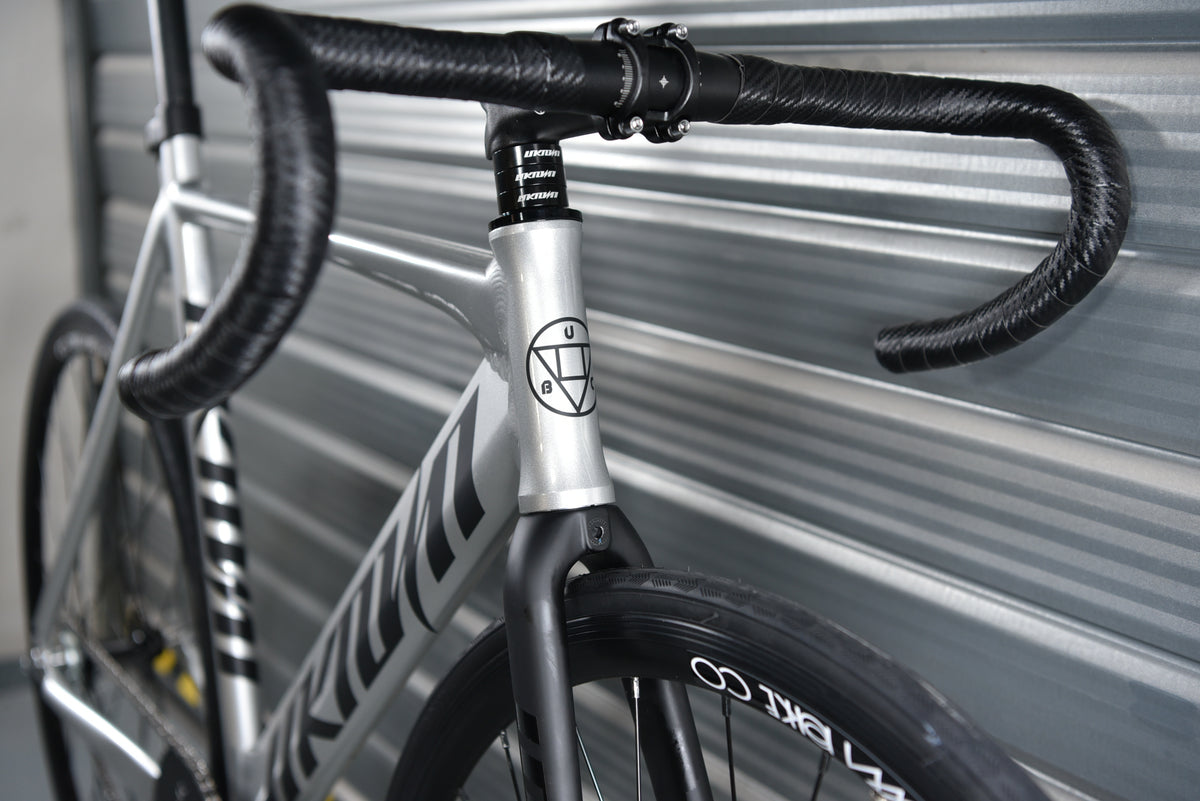 UNKNOWN SINGULARITY SILVER FIXED GEAR | Complete Bicycle | Unknown ...